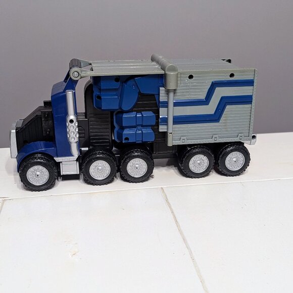 Nerf | Toys | Vtg Nerf Transformers Optimus Prime Battle Rig Truck ...